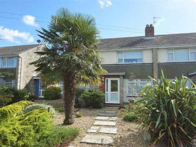 2 bedroom maisonette for sale