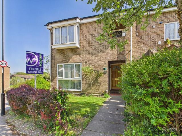 2 bedroom maisonette for sale