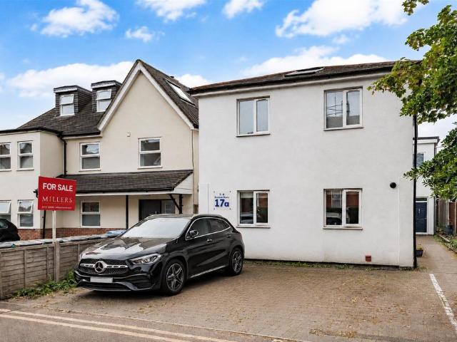 2 bedroom maisonette for sale
