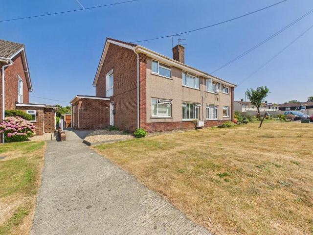 2 bedroom maisonette for sale