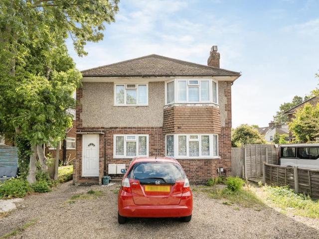 2 bedroom maisonette for sale
