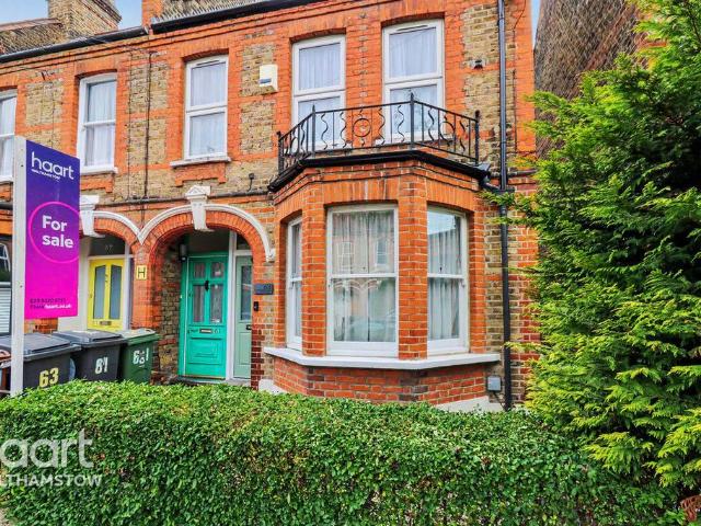 2 bedroom maisonette for sale