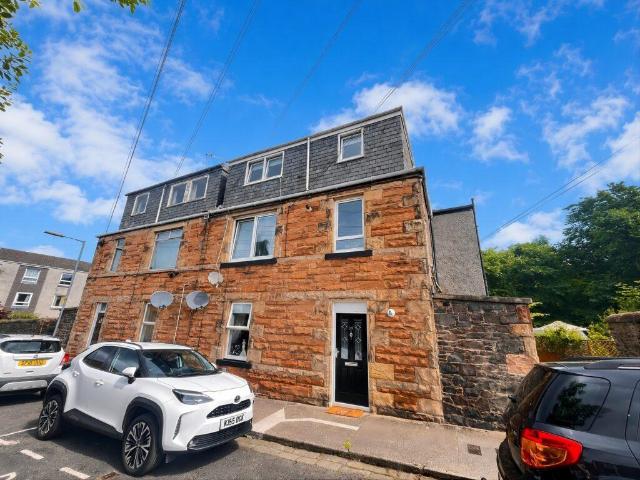 2 bedroom maisonette for sale