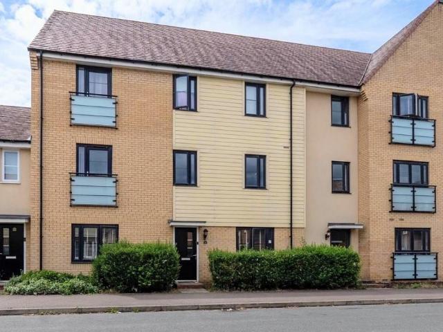 2 bedroom maisonette for sale