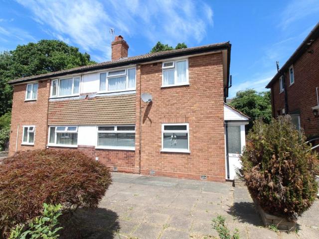 2 bedroom maisonette for sale