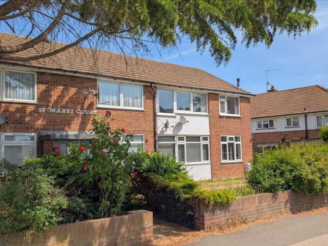 2 bedroom maisonette for sale