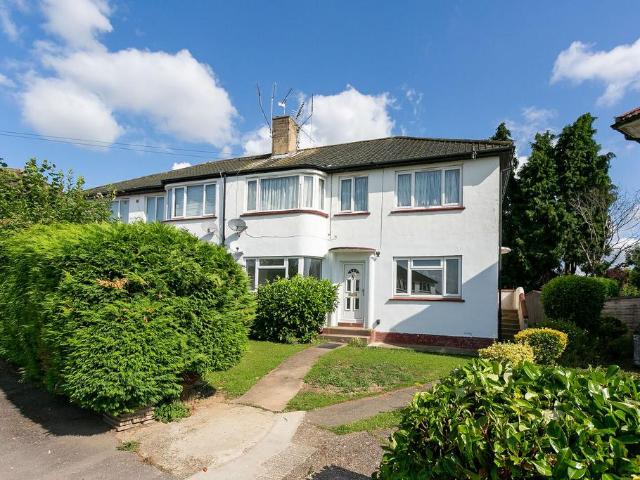 2 bedroom maisonette for sale