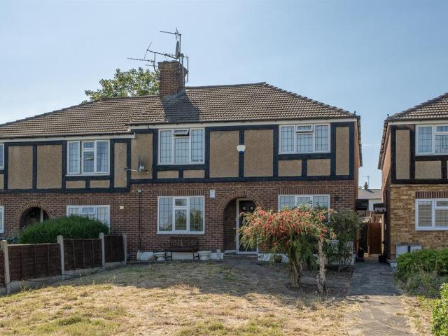 2 bedroom maisonette for sale