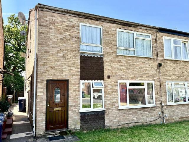2 bedroom maisonette for sale
