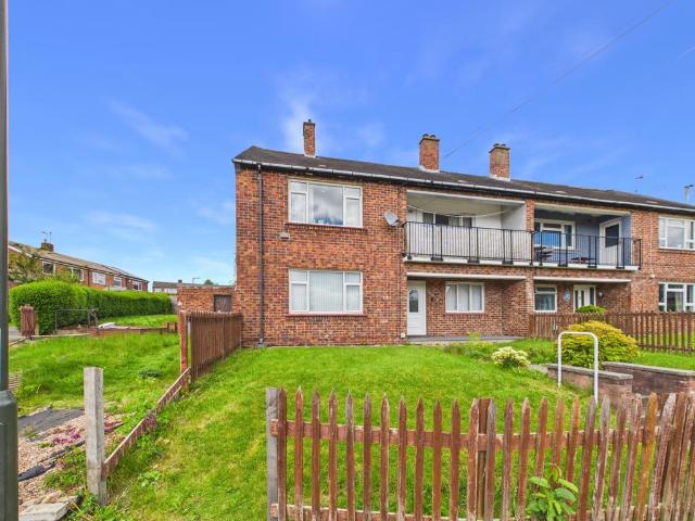 2 bedroom maisonette for sale