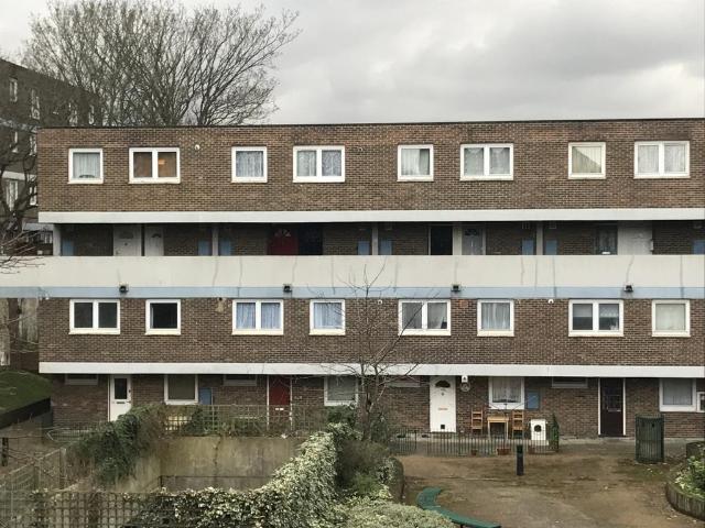 2 bedroom maisonette for sale