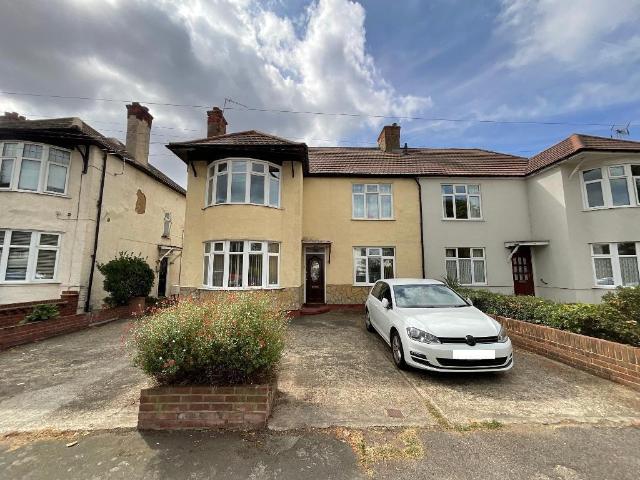 2 bedroom maisonette for sale