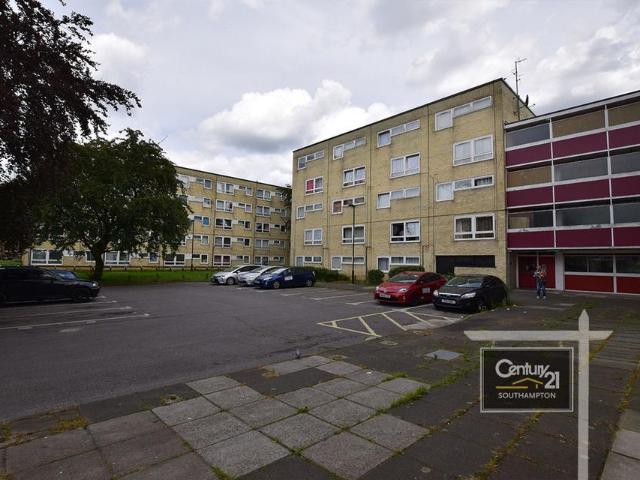 2 bedroom maisonette for sale