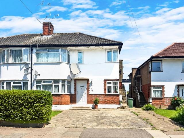 2 bedroom maisonette for sale