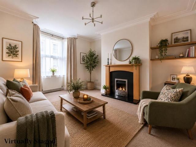 2 bedroom maisonette for sale