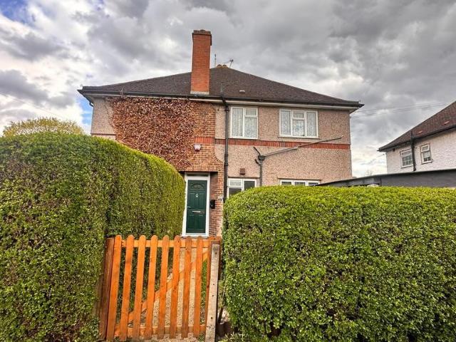 2 bedroom maisonette for sale