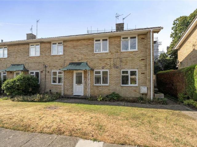 2 bedroom maisonette for sale