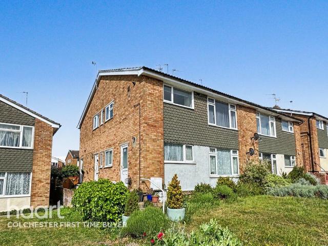 2 bedroom maisonette for sale