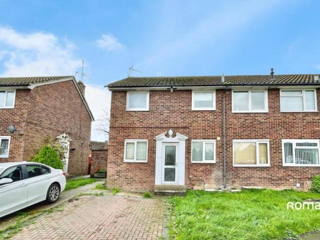 2 bedroom maisonette for sale