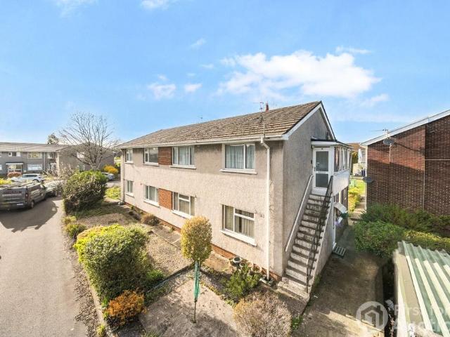 2 bedroom maisonette for sale
