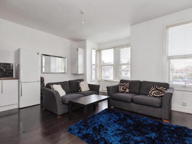 2 bedroom maisonette for sale