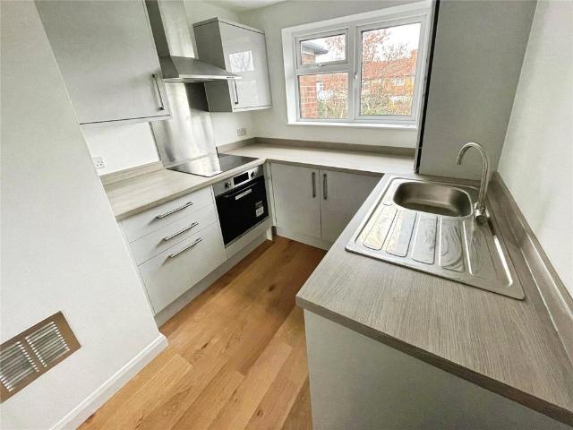 2 bedroom maisonette for sale