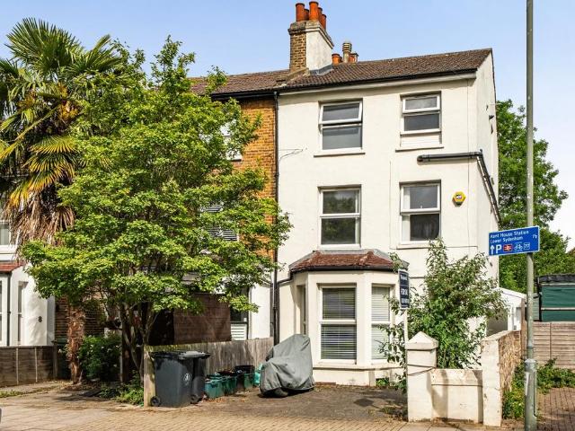 2 bedroom maisonette for sale