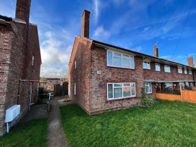 2 bedroom maisonette for sale