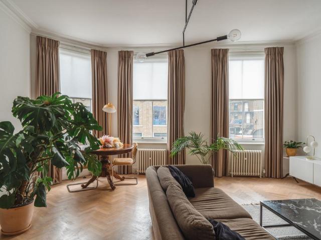 2 bedroom maisonette for sale