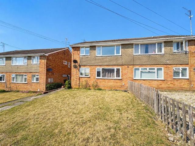 2 bedroom maisonette for sale