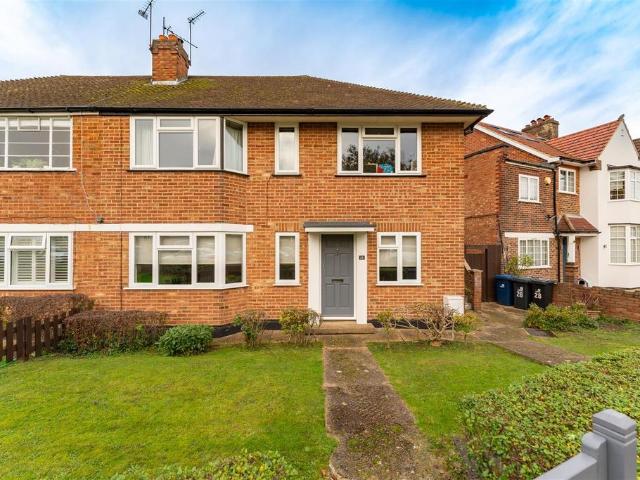 2 bedroom maisonette for sale