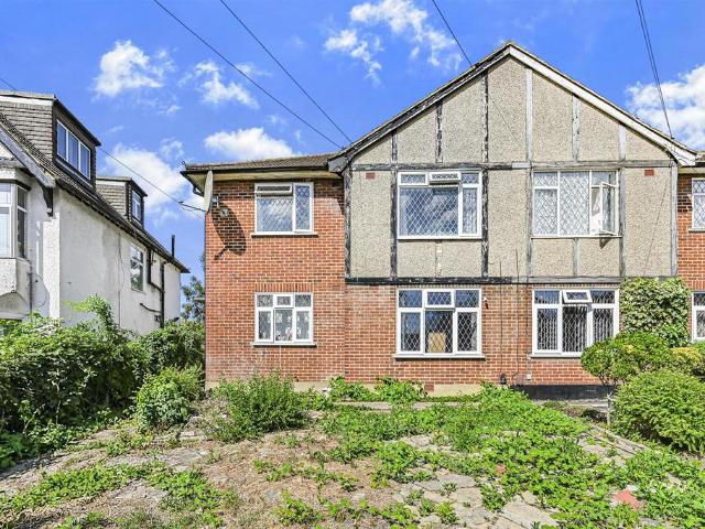 2 bedroom maisonette for sale