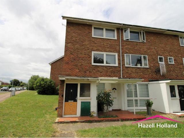2 bedroom maisonette for sale