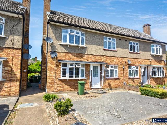2 bedroom maisonette for sale