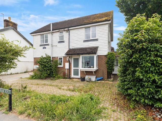 2 bedroom maisonette for sale