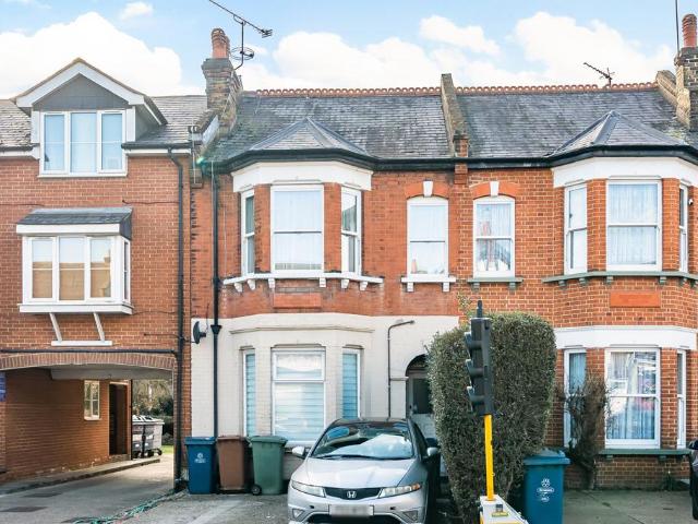 2 bedroom maisonette for sale
