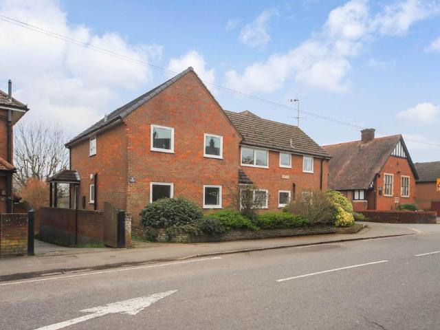2 bedroom maisonette for sale