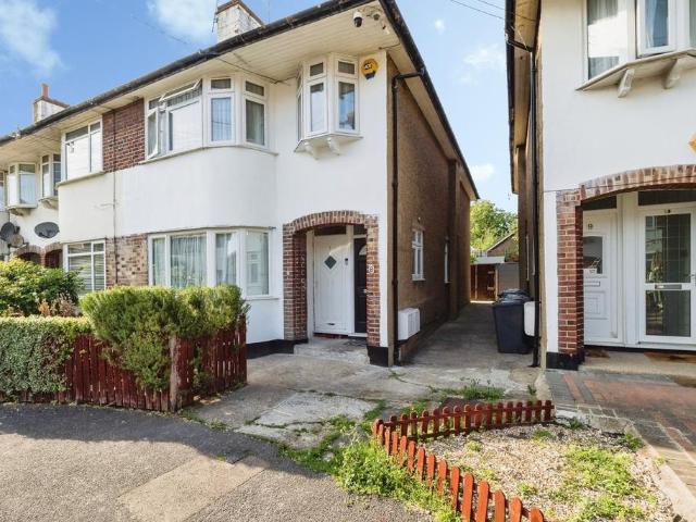 2 bedroom maisonette for sale