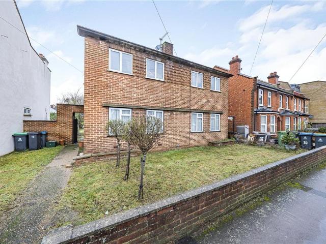 2 bedroom maisonette for sale