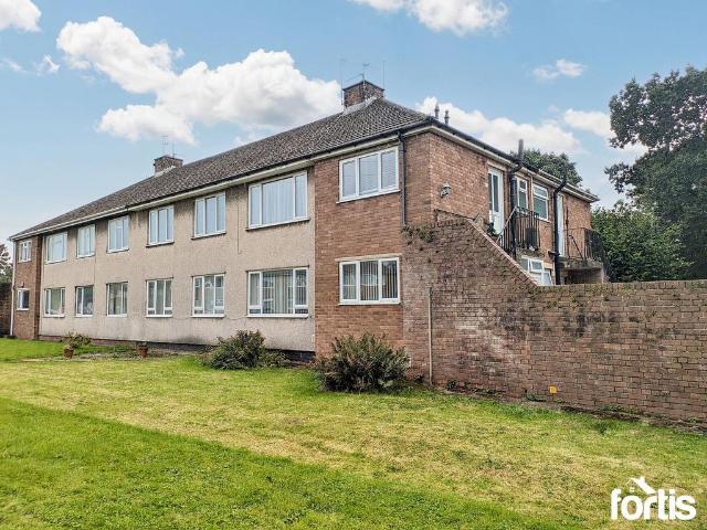 2 bedroom maisonette for sale