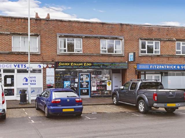 2 bedroom maisonette for sale