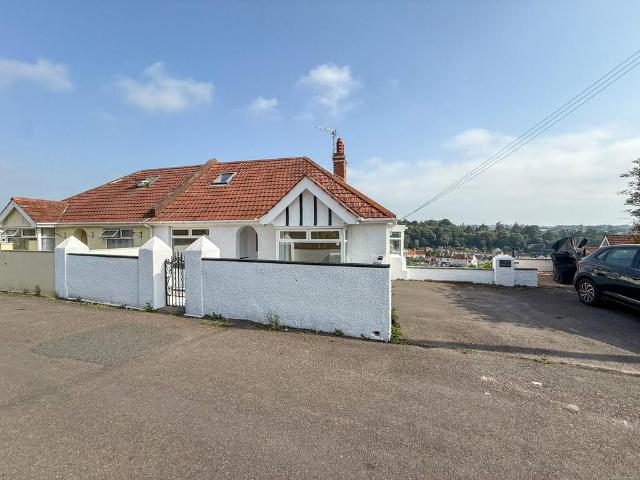 2 bedroom maisonette for sale