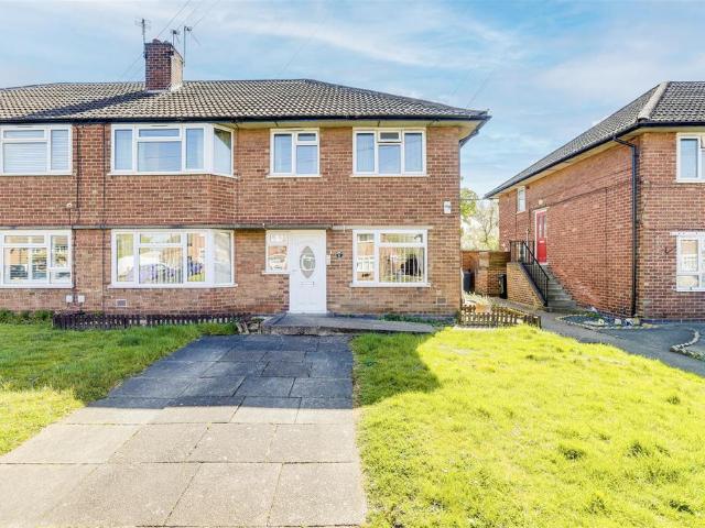 2 bedroom maisonette for sale