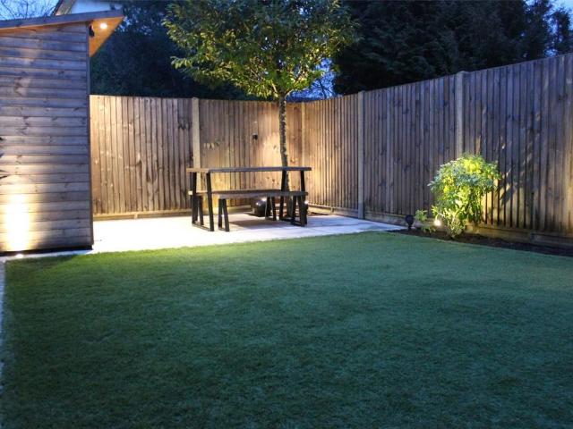 2 bedroom maisonette for sale