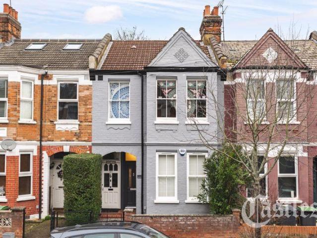 2 bedroom maisonette for sale