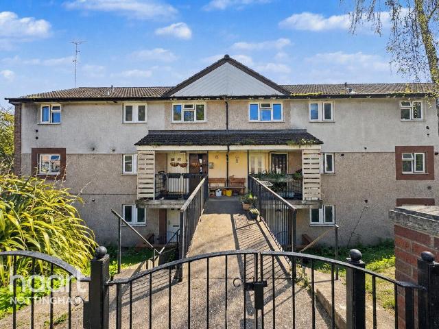 2 bedroom maisonette for sale