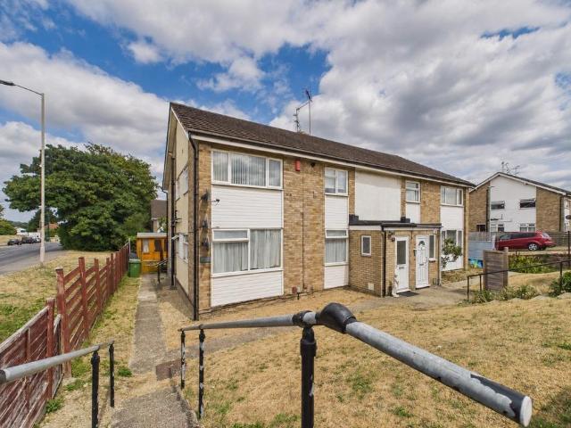 2 bedroom maisonette for sale