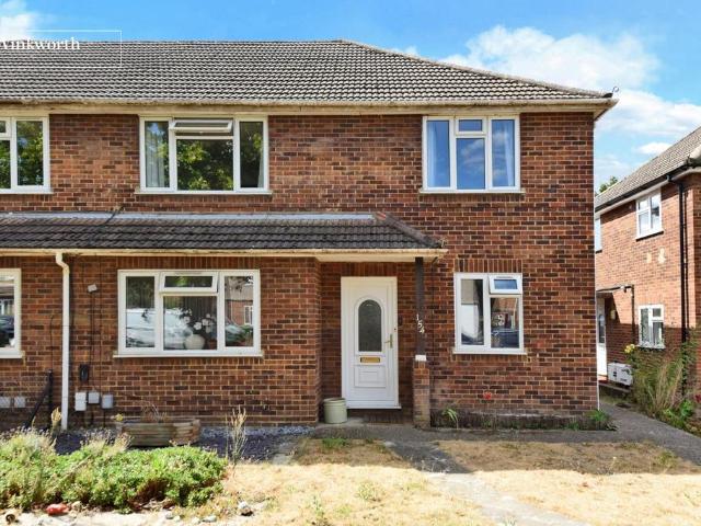 2 bedroom maisonette for sale