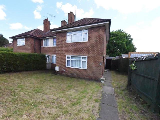 2 bedroom maisonette for sale