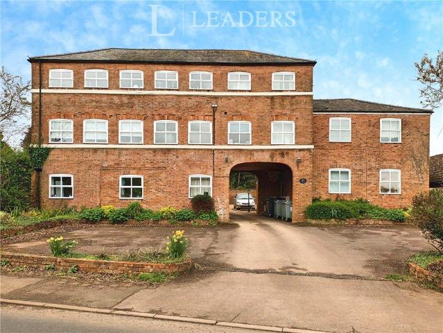 2 bedroom maisonette for sale